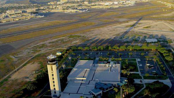 Aerial view of coastal Hawaii and Honolulu International Airport ...