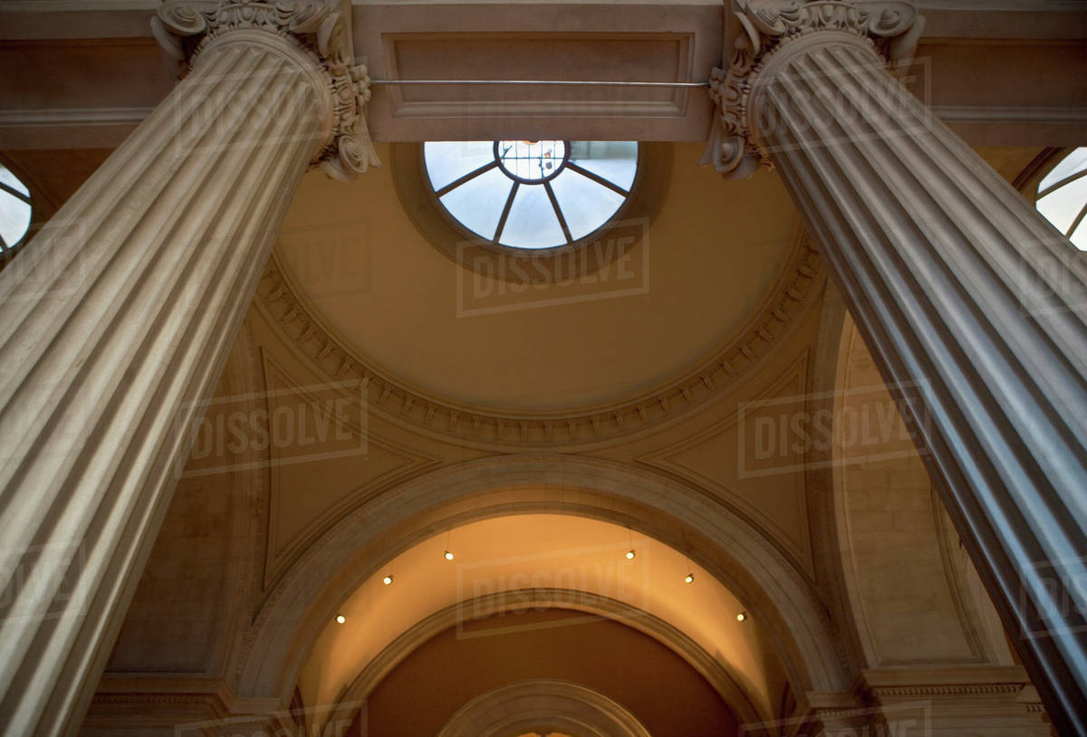 USA, New York City, Metropolitan Museum of Art, low angle view of ...