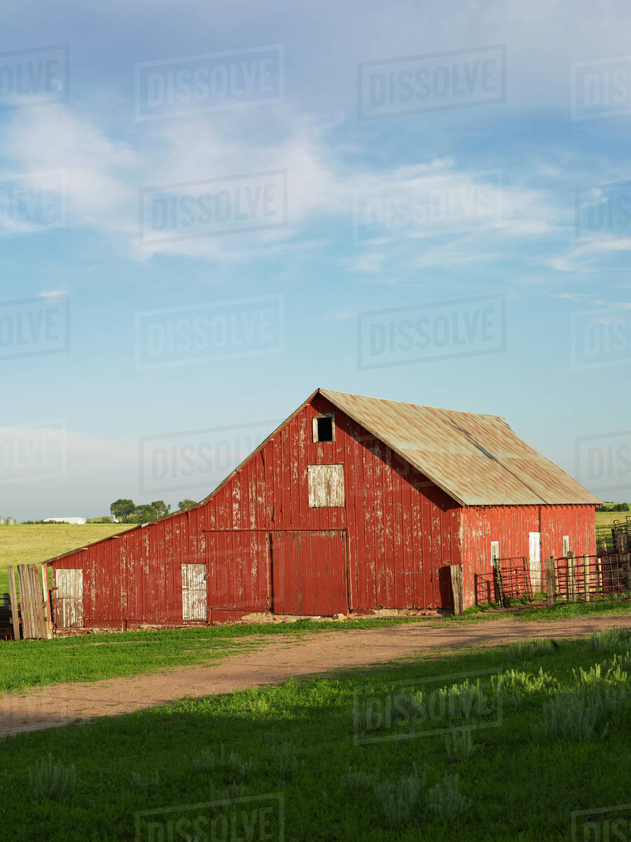 Red barn - Royalty-free Stock Photo | Dissolve