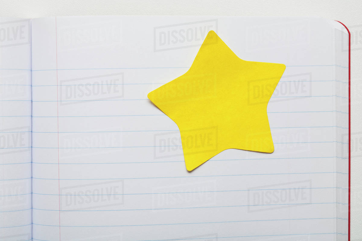 Note pad with Note paper in shape of star - Stock Photo - Dissolve