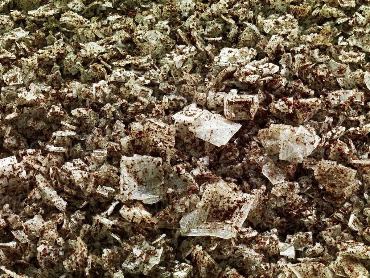 Vanilla salt - Stock Photo - Dissolve