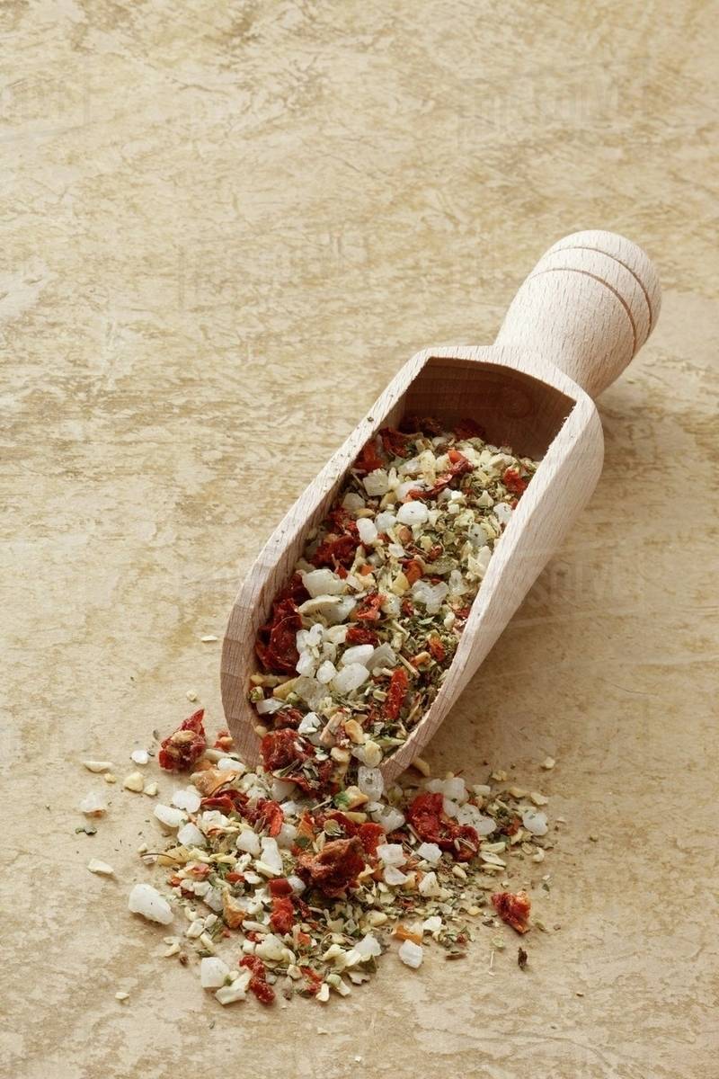 Mediterranean spiced mixture in a wooden scoop - Royalty-free Stock ...