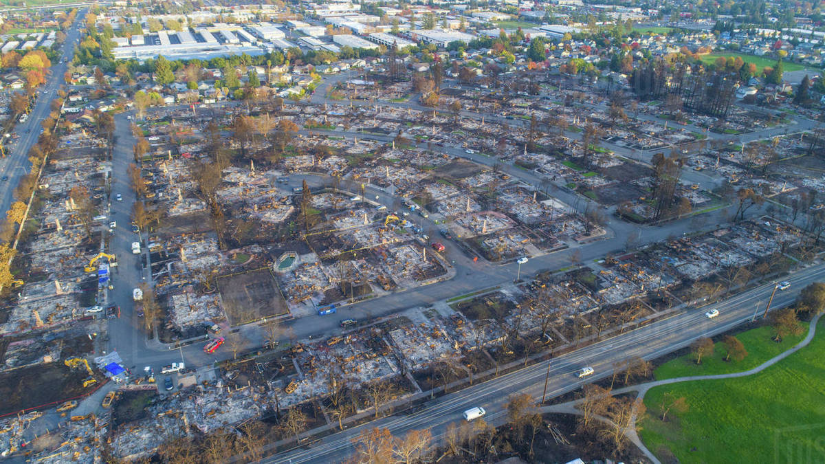 Aerial view of an entire neighborhood destroyed by the fires in Santa ...