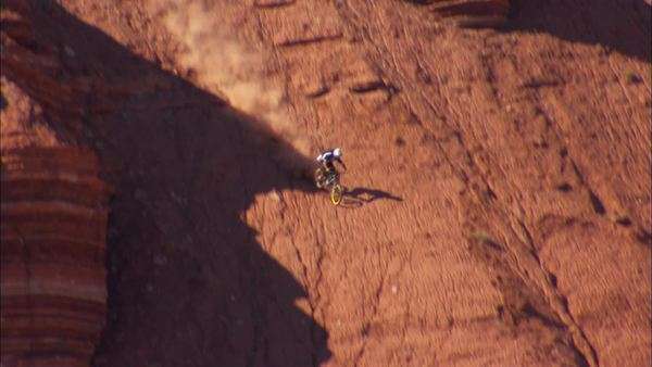 FootageBank - Dissolve