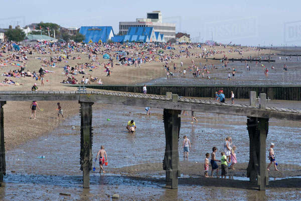 The beach at Southend-On-Sea, Essex, England, UK. - Royalty-free Stock ...