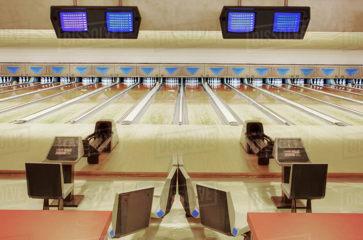 Empty lanes in bowling alley - Royalty-free Stock Photo | Dissolve