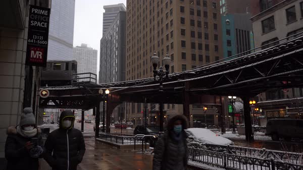 CHICAGO, USA - JANUARY 25, 2021: Elevated Chicago L Train in Chicago ...