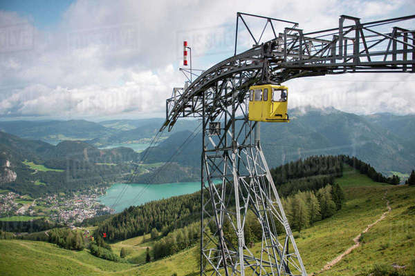 Cable car, Austria, Salzkammergut - Stock Photo - Dissolve