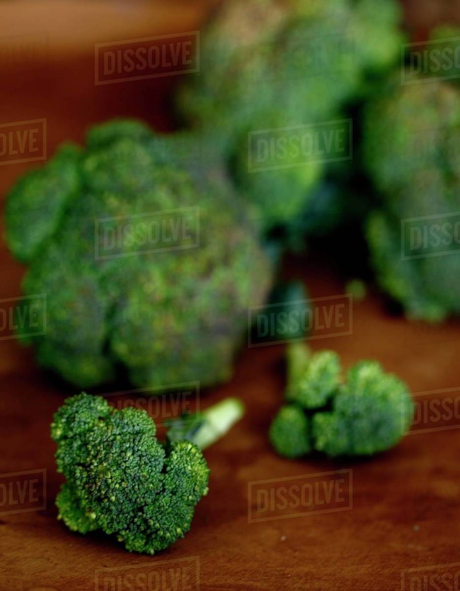 Broccoli bunch - Royalty-free Stock Photo | Dissolve