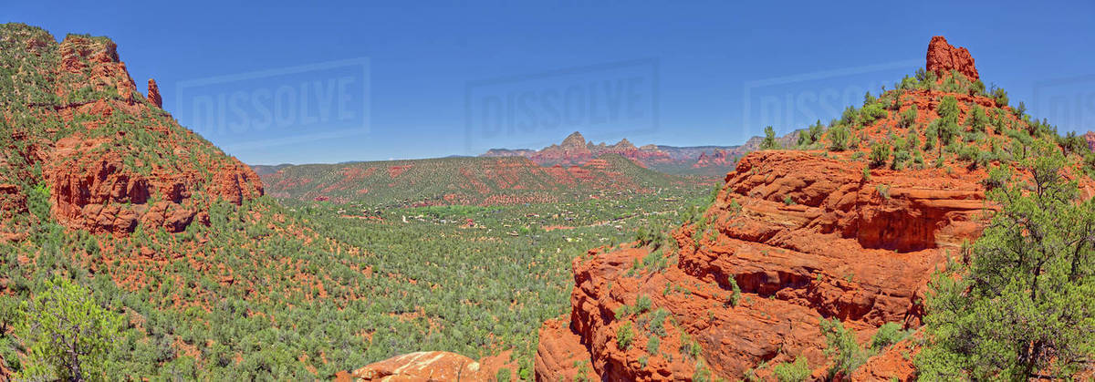 View of Table Top Mountain from Hog Heaven Trail, Sedona, Arizona ...