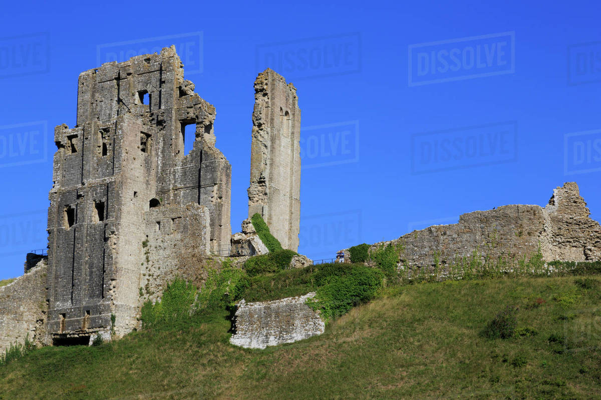Corfe Castle, Isle of Purbeck, Dorset, England, United Kingdom, Europe ...