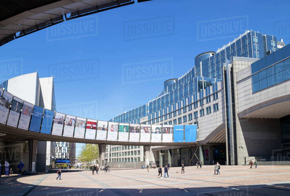 Esplanade Solidarnosc, European Parliament Building, Altiero Spinelli ...