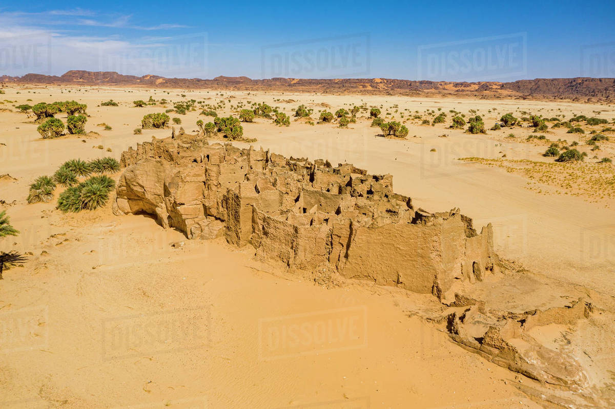 Old abandoned fort in Djado, Tenere Desert, Sahara, Niger, Africa ...