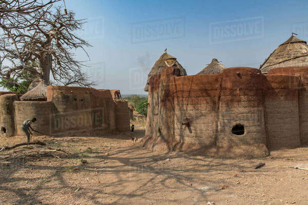 Earth tower house, called takienta, of Batammariba people in ...