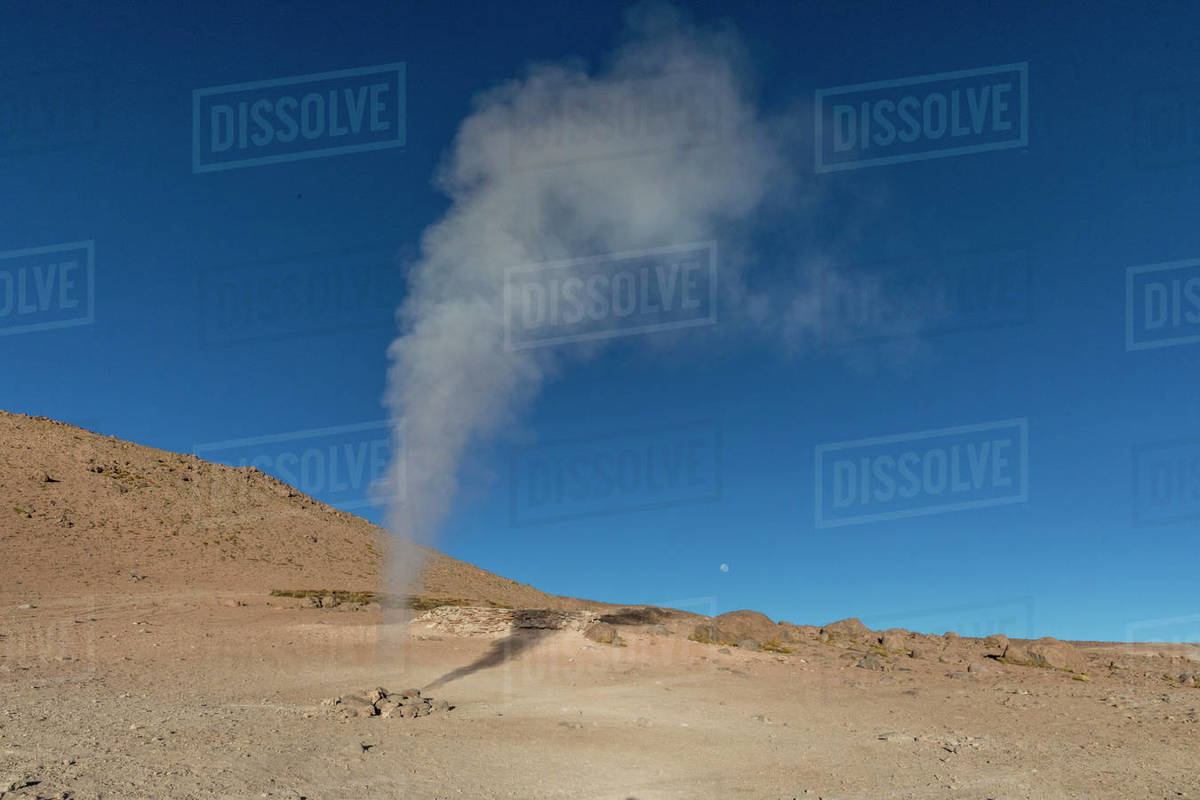 Geysers at Banos Termales in the Eduardo Avaroa Andean Fauna National ...