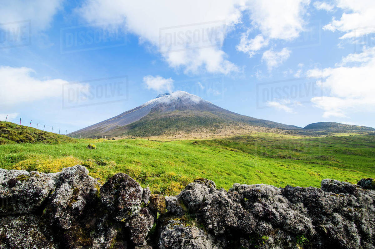 Ponta do Pico, highest mountain of Portugal, Island of Pico, Azores ...