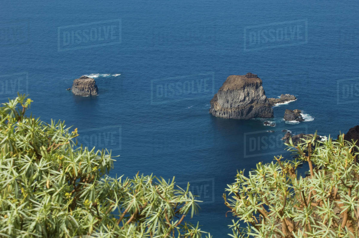 Salmor Rocks. Integral Natural Reserve of Salmor Rocks. El Hierro ...