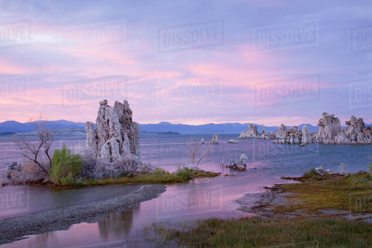 CA, Mono Lake Tufa State Reserve, South Tufa Area, Tufas and Mono Lake ...