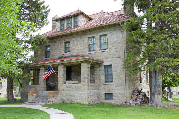 WY, Yellowstone National Park, Mammoth Hot Springs, historic Fort ...
