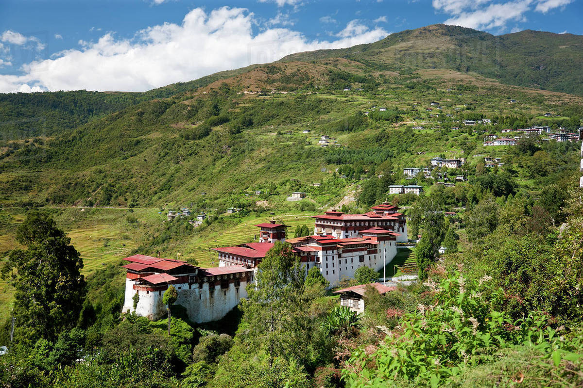 Tongsa Dzong, Buddhist monastery and fortress, in Tongsa, Bhutan ...