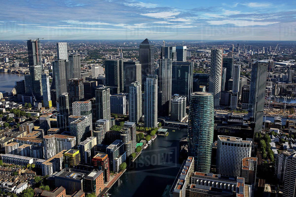 UK, London, Canary Wharf, Aerial view of skyscrapers in business ...