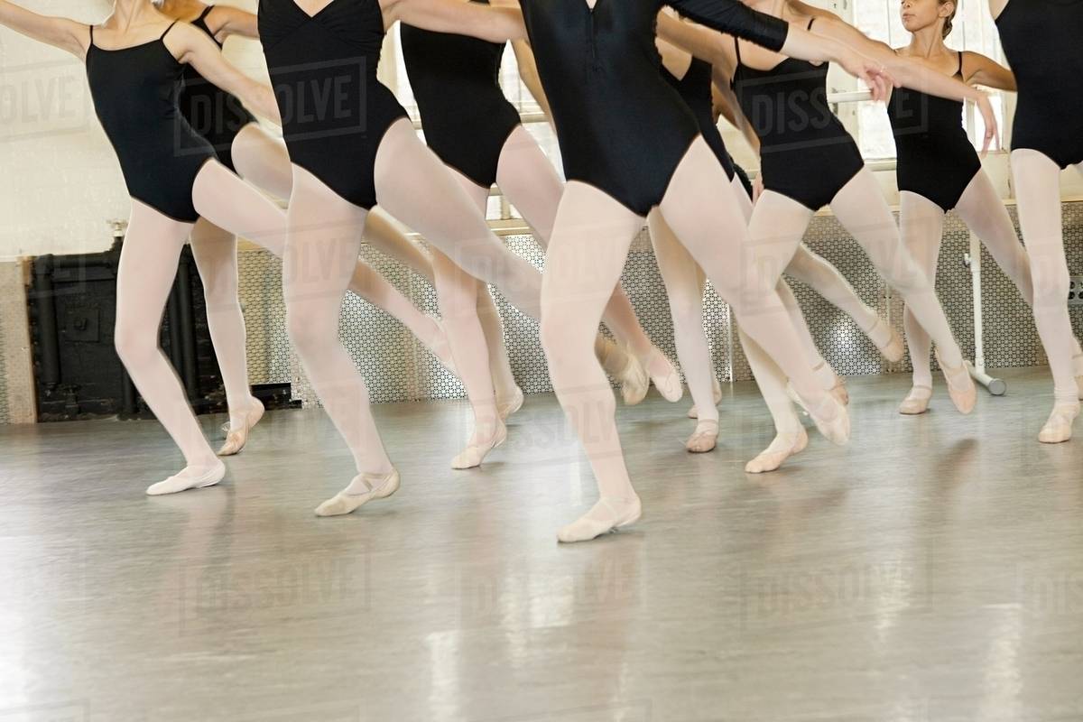 Ballerinas dancing - Stock Photo - Dissolve
