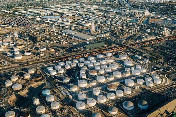 Oil refinery, elevated view, Los Angeles, CA, USA - Royalty-free Stock ...