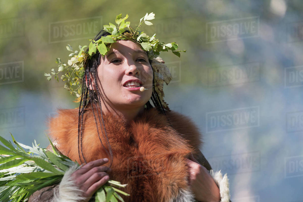 Expression young woman in traditional clothing indigenous people of ...
