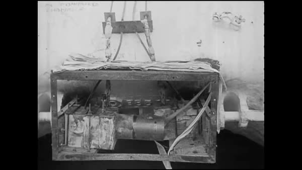 Press tour following Trinity nuclear test, July 1945 - HD Rights ...