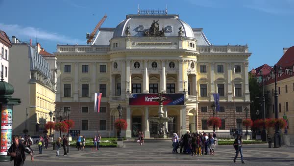 Establishing shot in front of the opera house in modern Bratislava ...