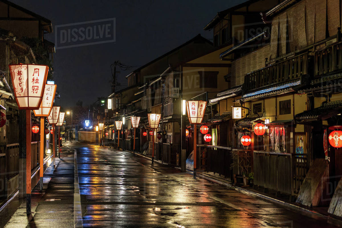 Japanese lanterns light empty street in historic Gion district after ...