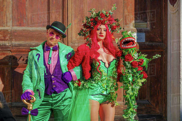 Venice, Italy Carnival poses in Campo San Zaccaria. Persons in costume ...
