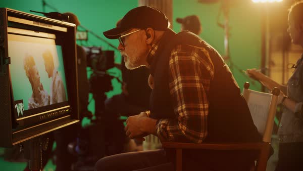 Director Looks at Display Controls Shooting Period Drama Movie ...