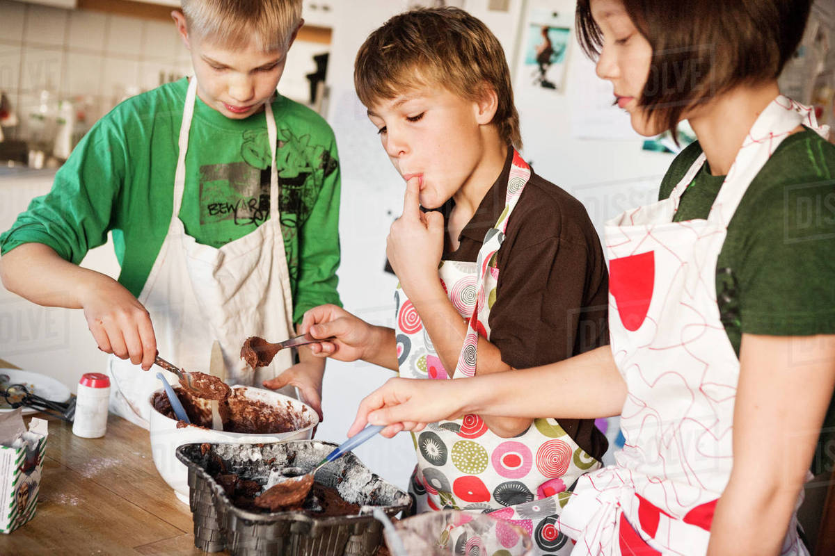 Children baking - Stock Photo - Dissolve