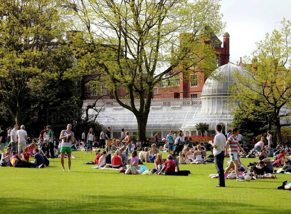 Belfast Botanic Gardens, Belfast, Ireland - Stock Photo - Dissolve