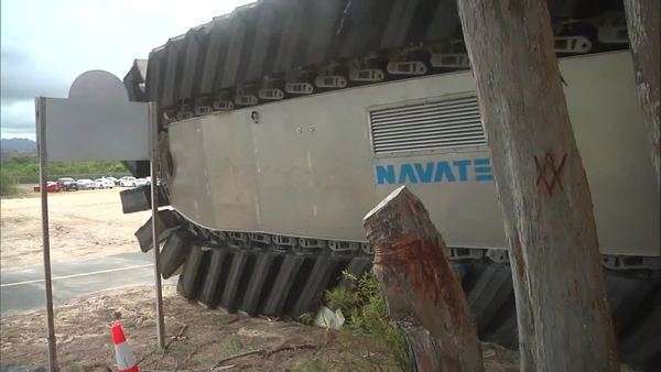 Footage of the Ultra Heavy-Lift Amphibious Connector (UHAC) at Marine ...