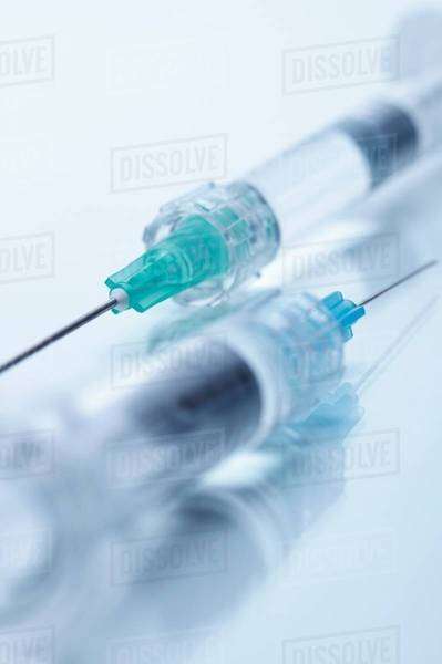 Close up studio shot of two hypodermic needles - Royalty-free Stock ...
