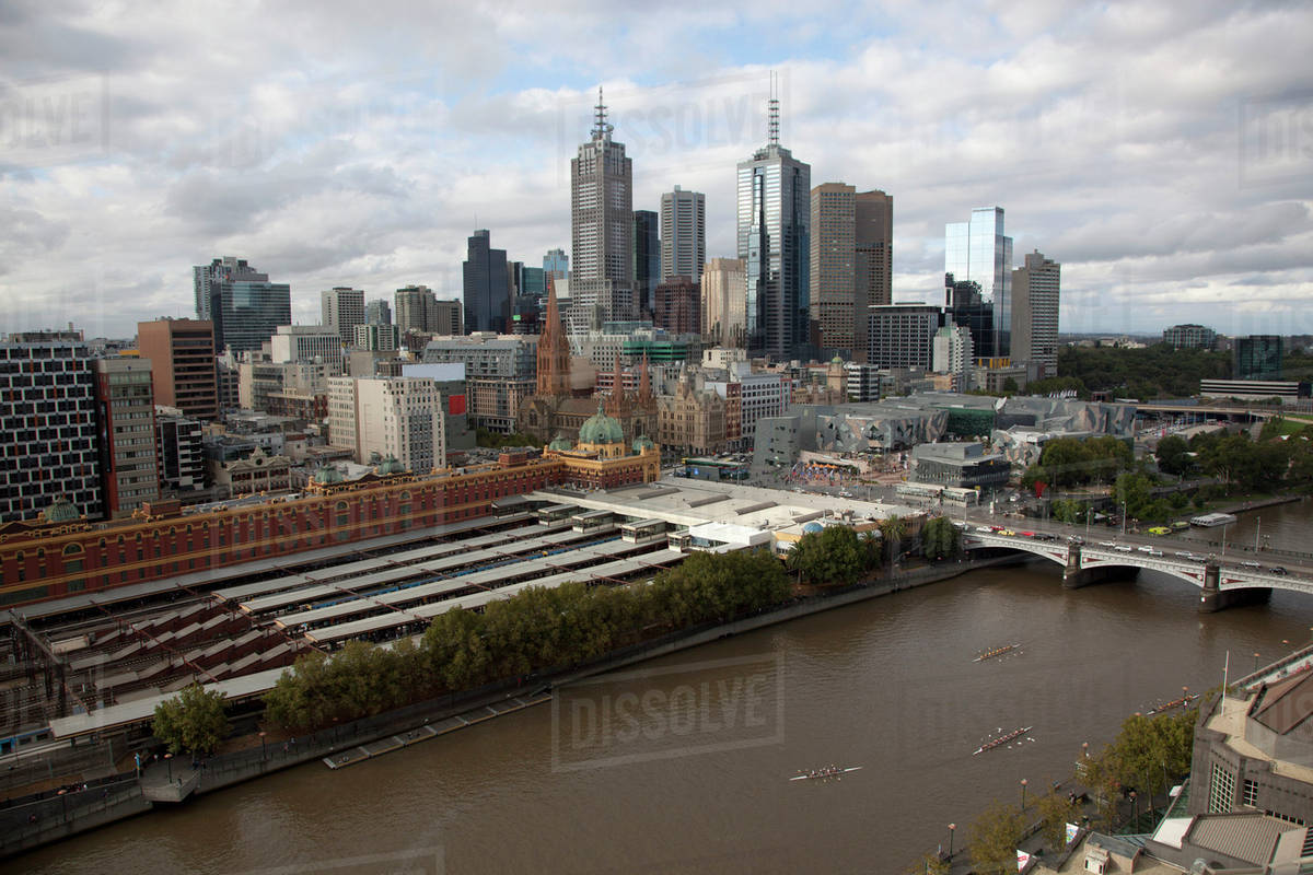 Cityscape of Melbourne with Flinders Street Station and the Yarra River ...